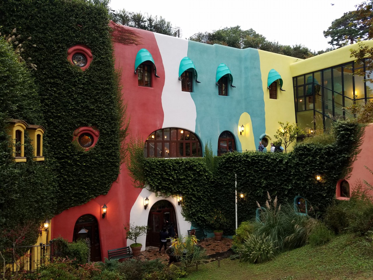 Sekai Ichi: Japan Travel Blog: Ghibli Museum