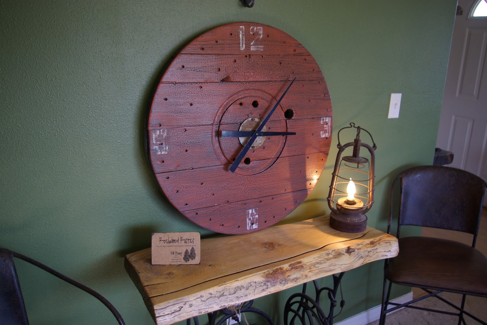 Reclaimed Rustics: Wire Spool Clock