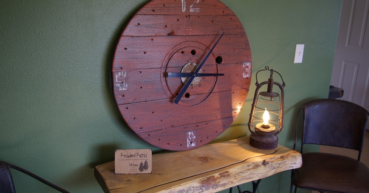 Reclaimed Rustics: Wire Spool Clock