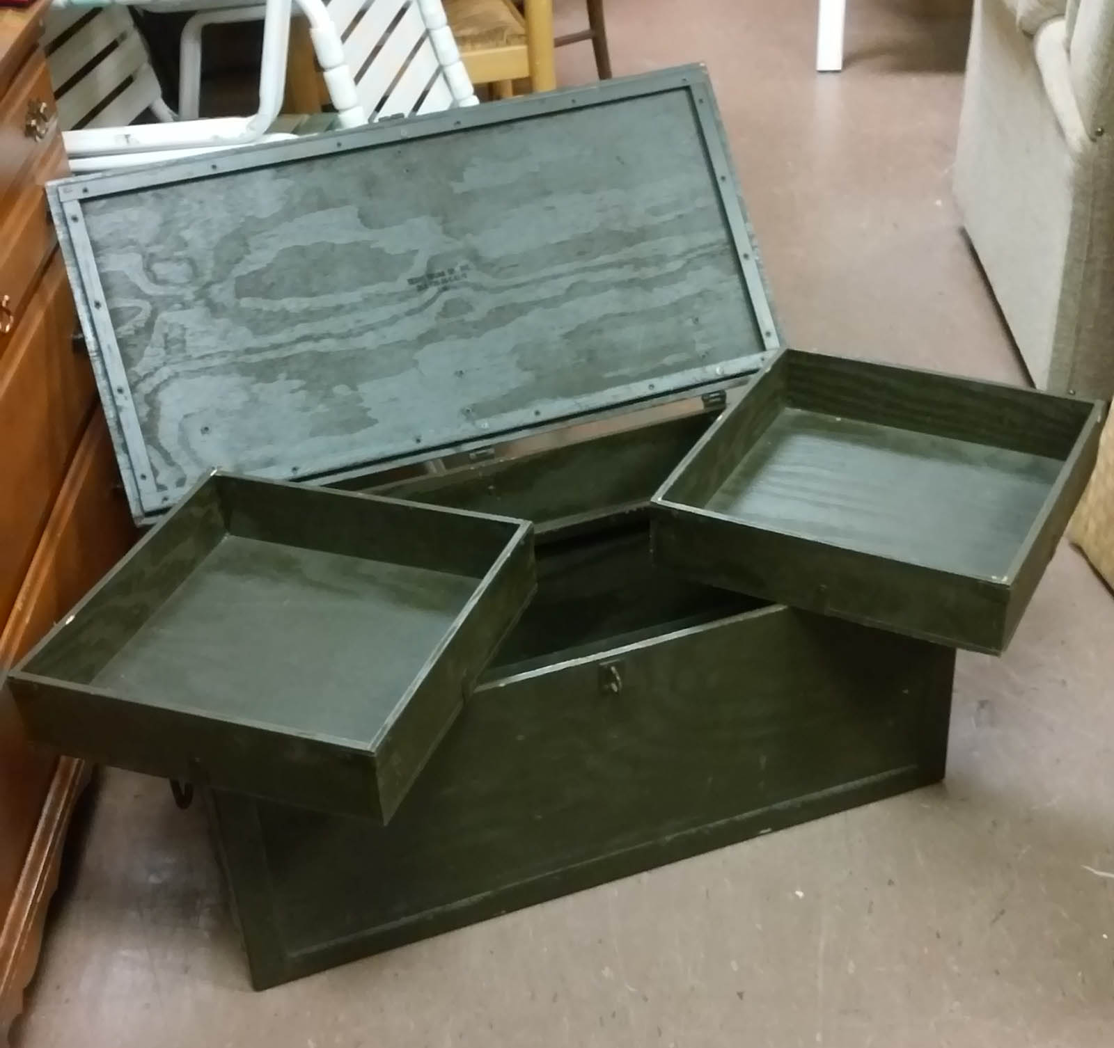 UHURU FURNITURE & COLLECTIBLES: SOLD Olive Drab Foot Locker - $50