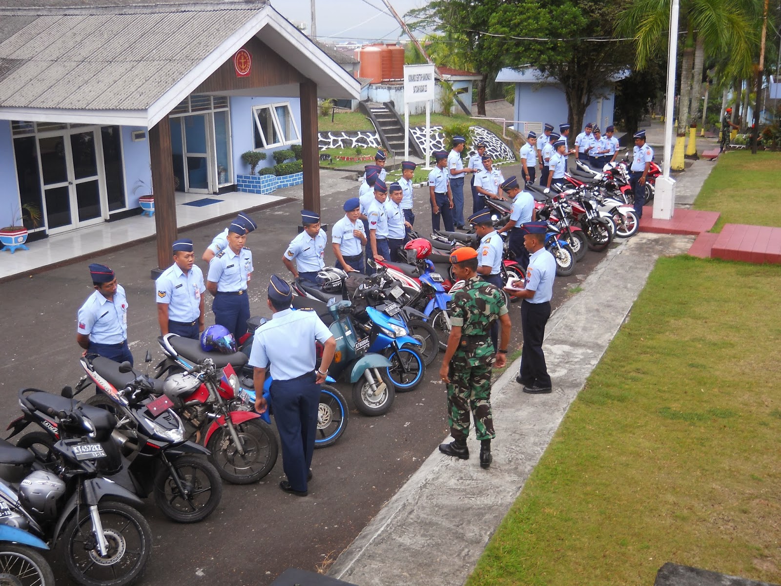 SATUAN RADAR 223 BALIKPAPAN: PENEGAKKAN DISIPLIN BERKENDARA DI SATRAD ...