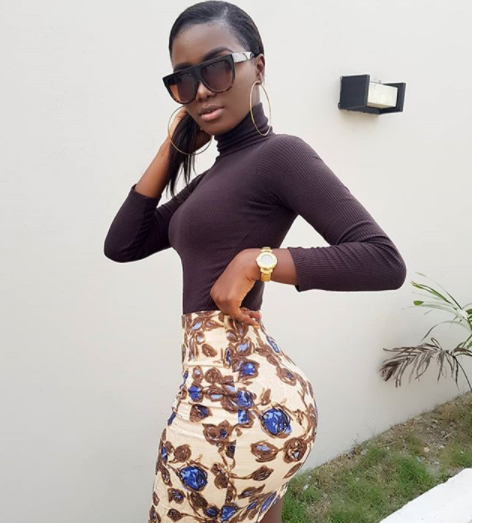The figure on this Nigerian female model is causing men to go gaga on ...