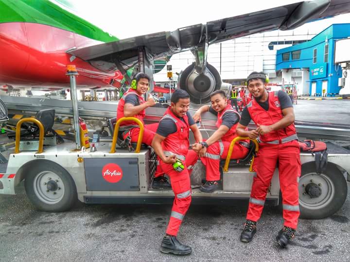 It's Mir Mira blog...: Kerjaya sebagai Ramp Agent ( Airasia )
