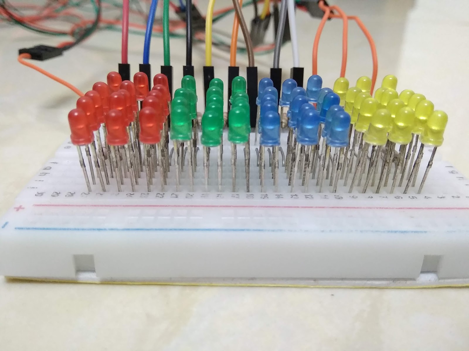 12 Blinking Multiple Leds With Multiple Patterns