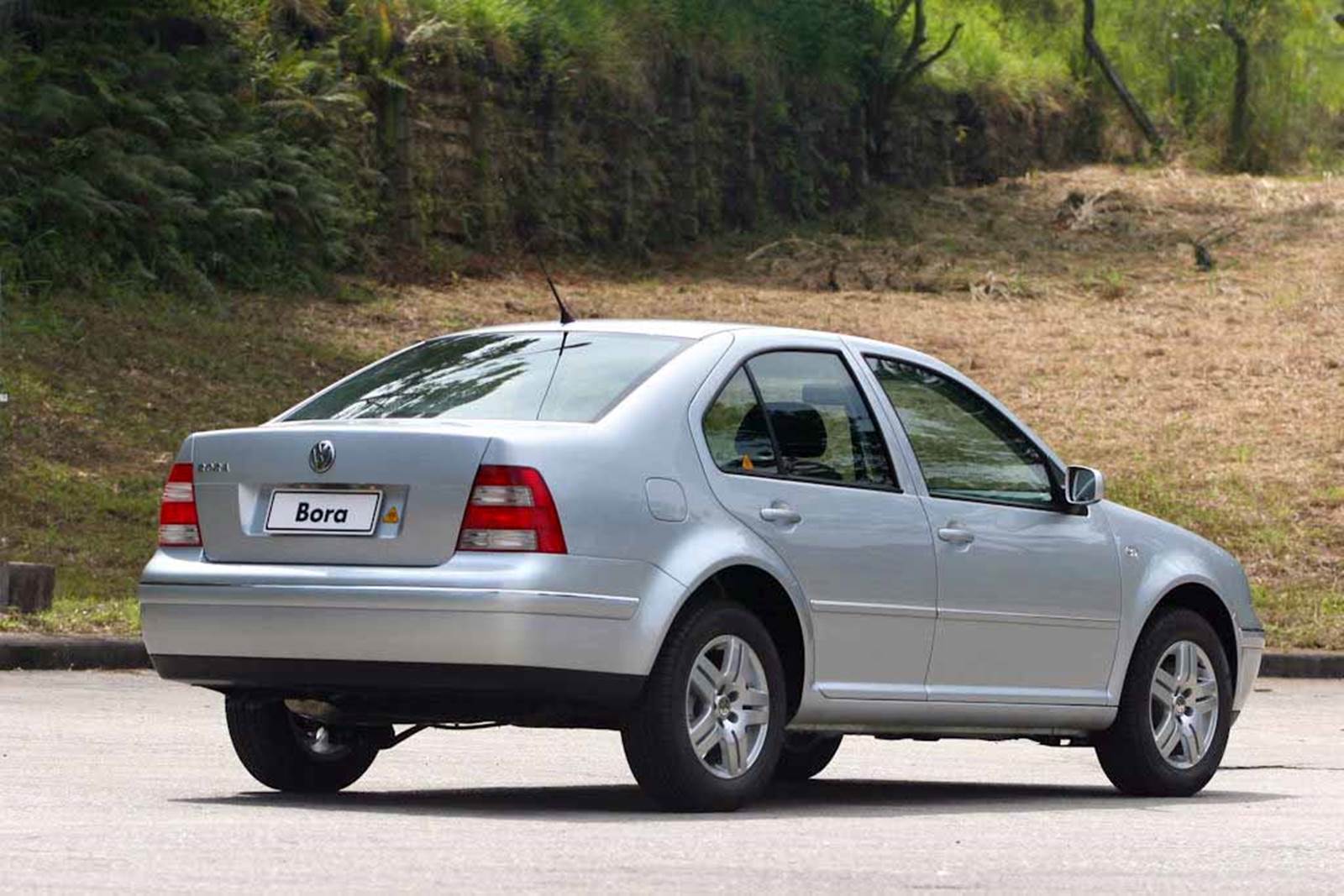 VW Bora 2006: fotos e especificações oficiais