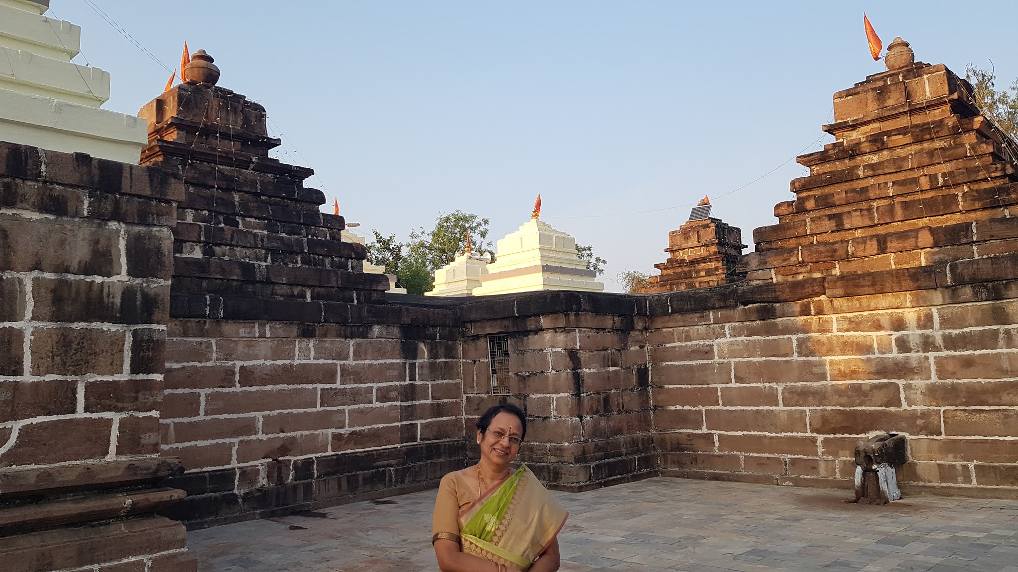 Raghu's column!: Sri Lalitha Someshwara Swamy Temple, Somasila.