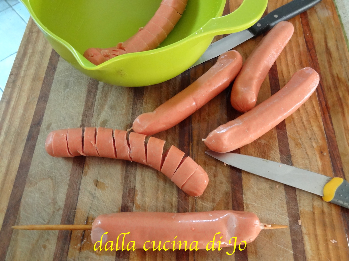 ''dalla cucina di Jo'': Wurstel a spirale