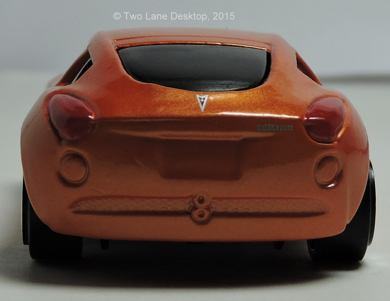 Maisto and Matchbox Pontiac Solstice coupe and convertible; Maisto 1:24 ...