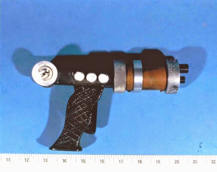 Wrath of Dhan Star Trek Prop Blog: "THE CAGE" LASER ON AUCTION AT ...