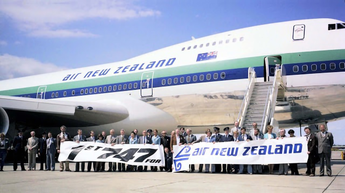 AIR NEW ZEALAND's FLIGHT ENGINEERS: Boeing B747-219 Era