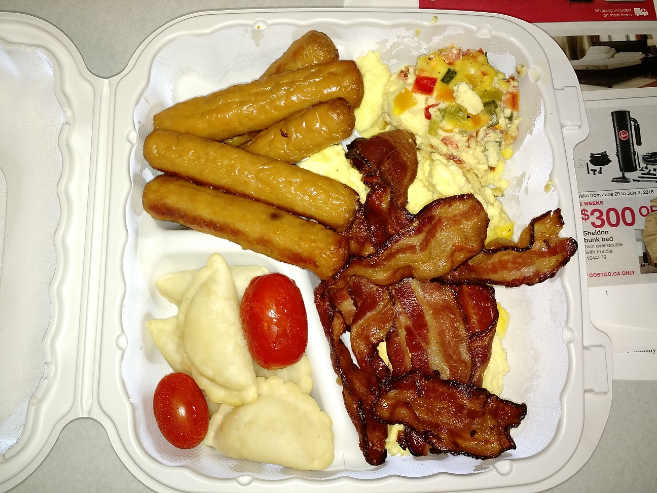 Fongpay's Universe: Spicy Duck Wing Snack