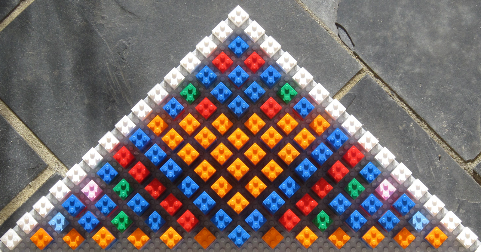 Lego Maths: Pascal's triangle