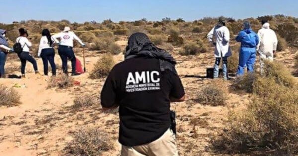 LOCALIZAN 42 CUERPOS EN FOSA CLANDESTINA EN SONORA.