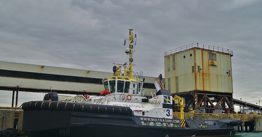 VESSELS AT HOLYHEAD: NEW TITLE PICTURE.......Multratug 3 seen here at ...