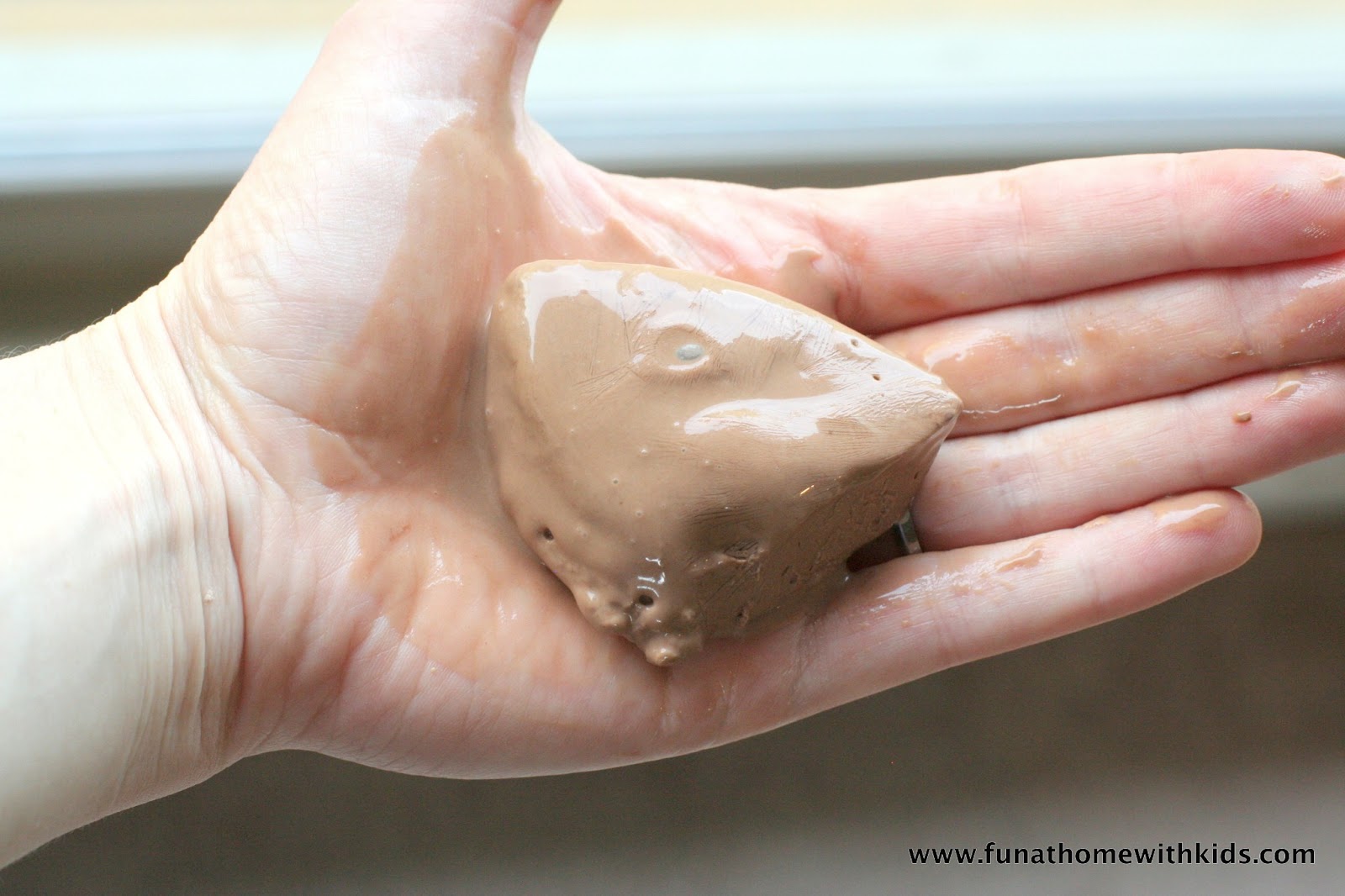 15 Ways to Play with Cornstarch (Cornflour)