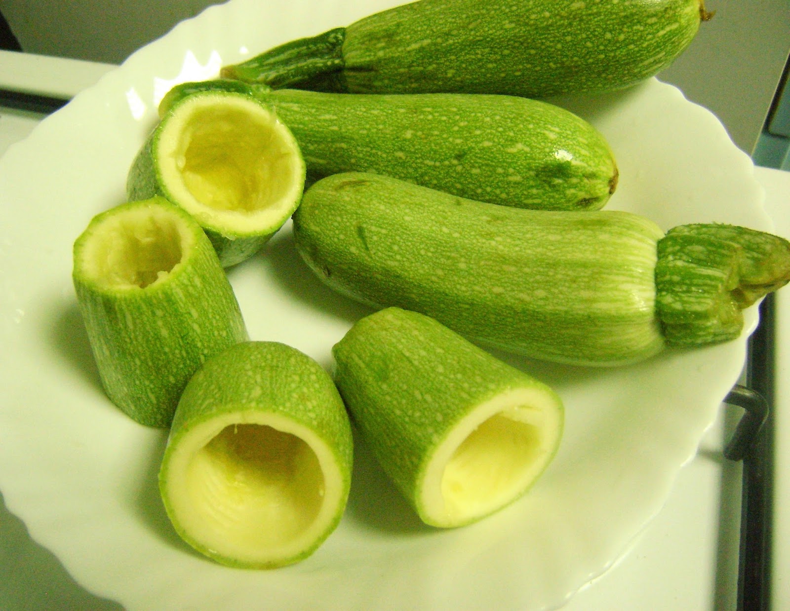 Bethica's Kitchen Flavours: Kousa Mahshi (Stuffed Baby Marrow - Middle ...