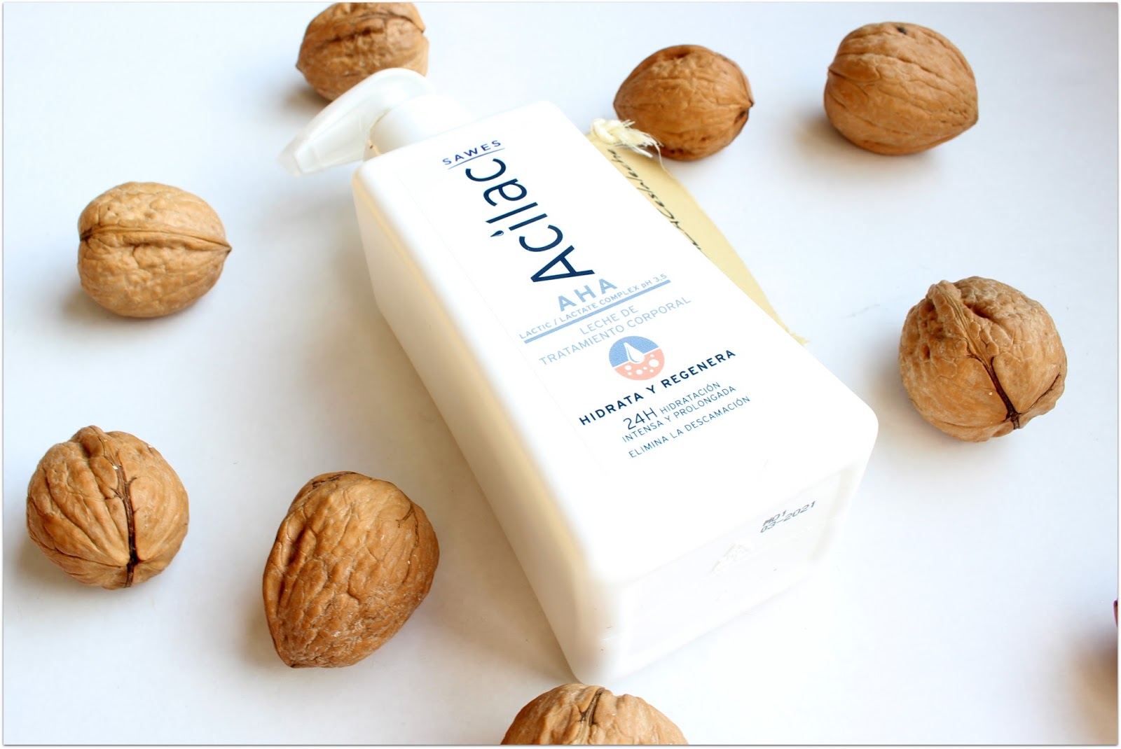 All you need is stuff: Leche corporal Acilac AHA de Sawes