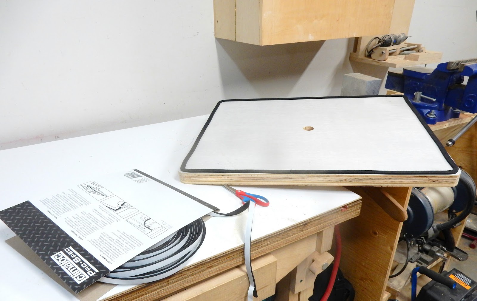 Jax Design: Hovercraft Table For Workbench