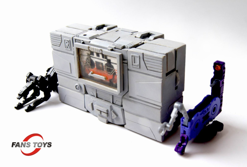 Blog Transformers.com: Prototipo de Soundwave y Blaster Masterpieces by ...