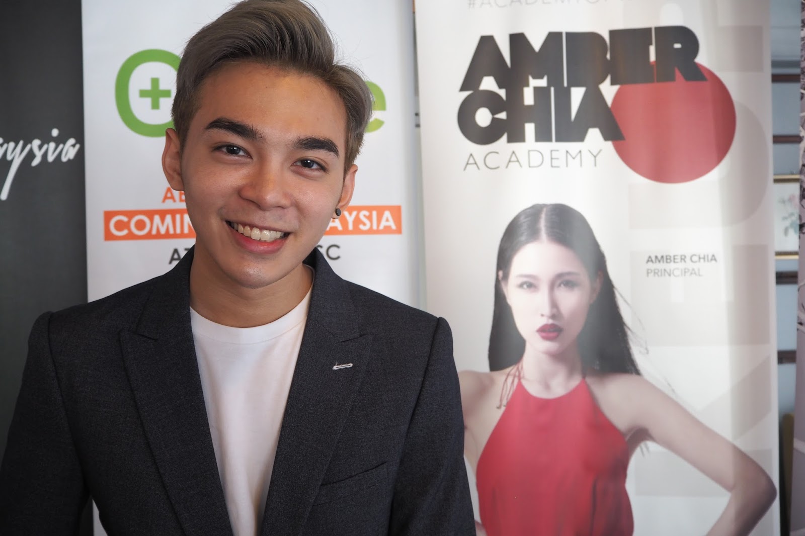 Kee Hua Chee Live!: AMBER CHIA HAS FINALLY PRODUCED A WORLDWIDE WINNER ...
