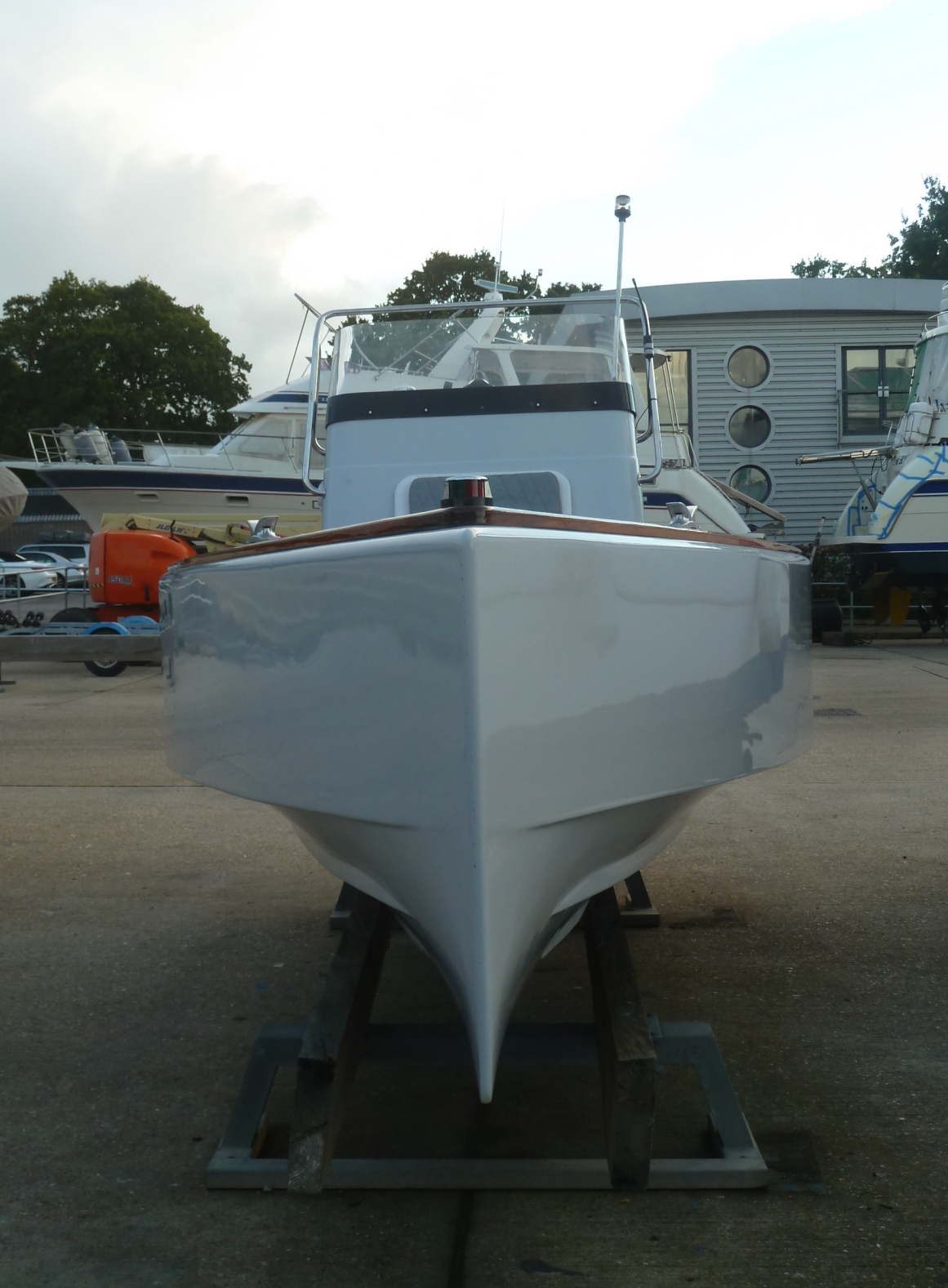 Bursledon Blog: Interesting motor boat