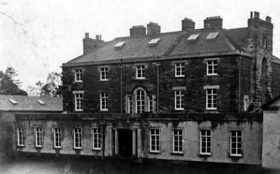 Tour Scotland: Old Photograph Castle Craig Scotland