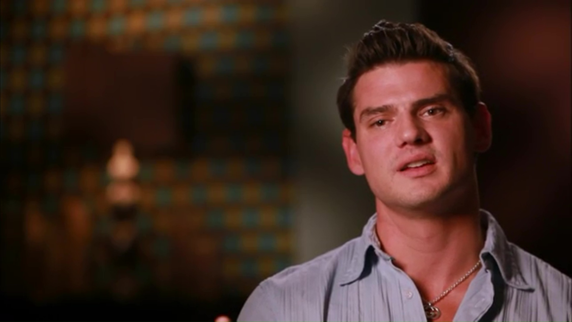 ausCAPS: Steven Gantt nude in Gigolos 2-06 "An Ex Marks The Spot"