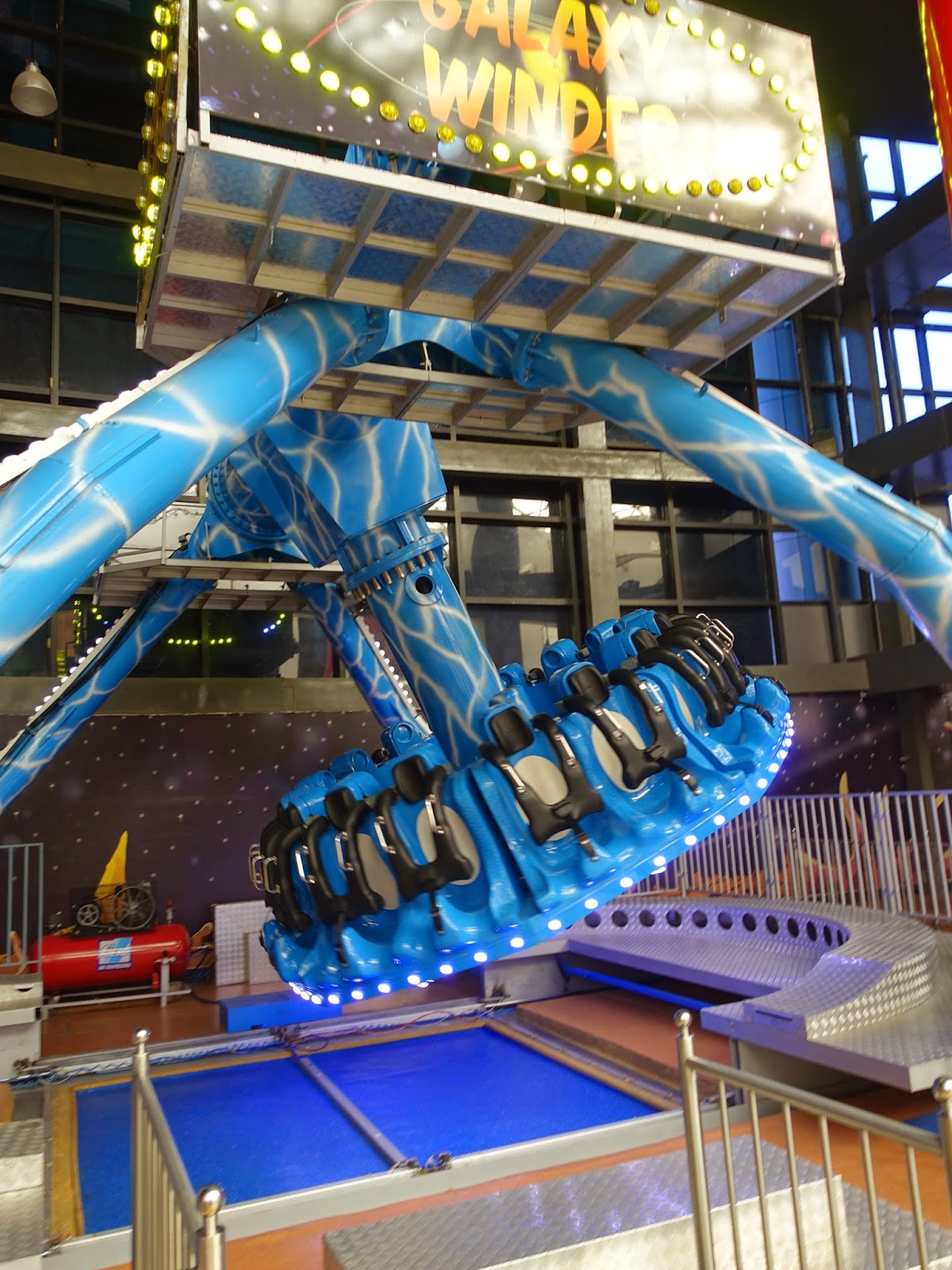 Malcolm's India Trip: Infinity Mall