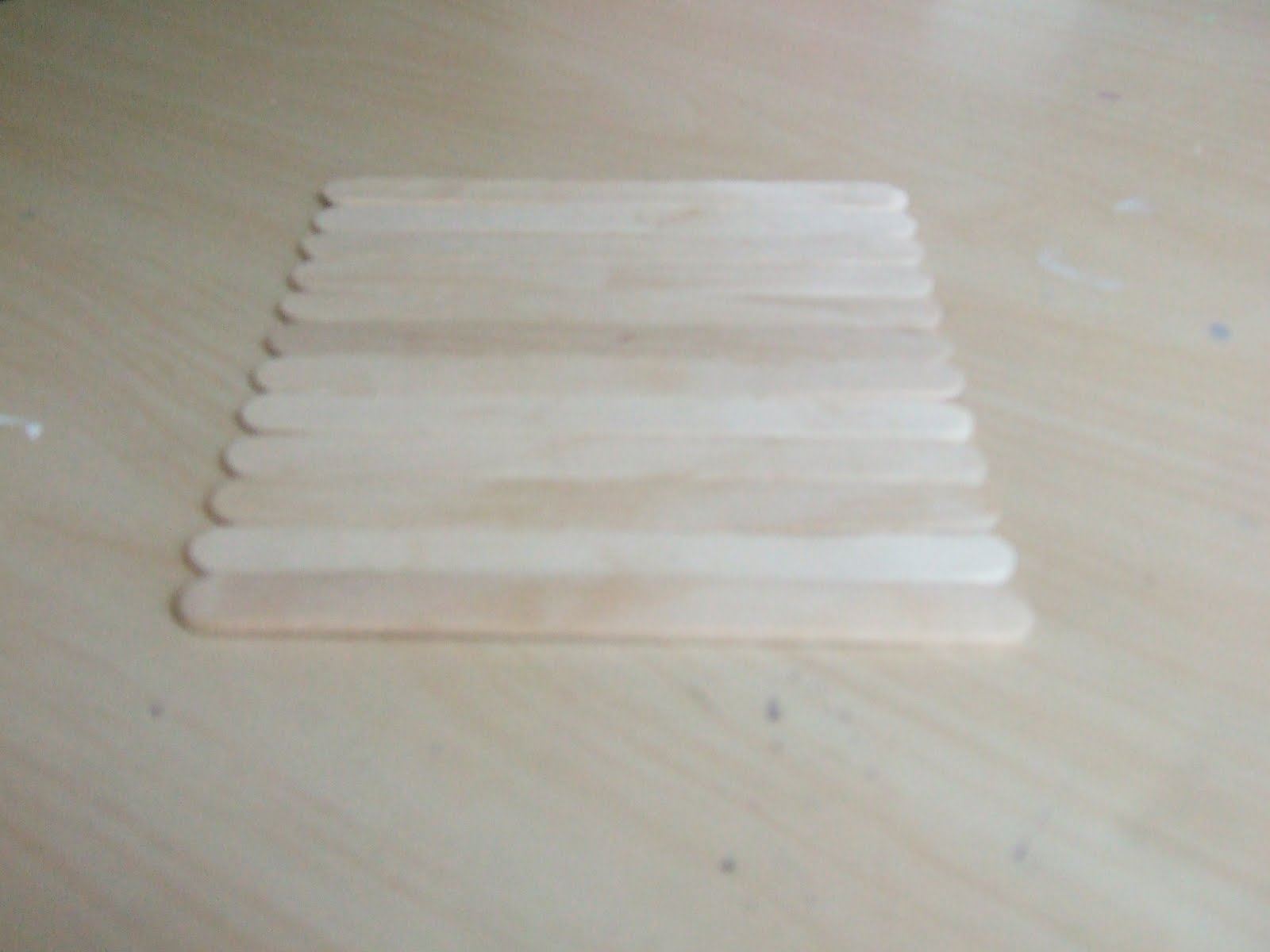 easy and fun crafts for kids: Popsicle stick puzzles