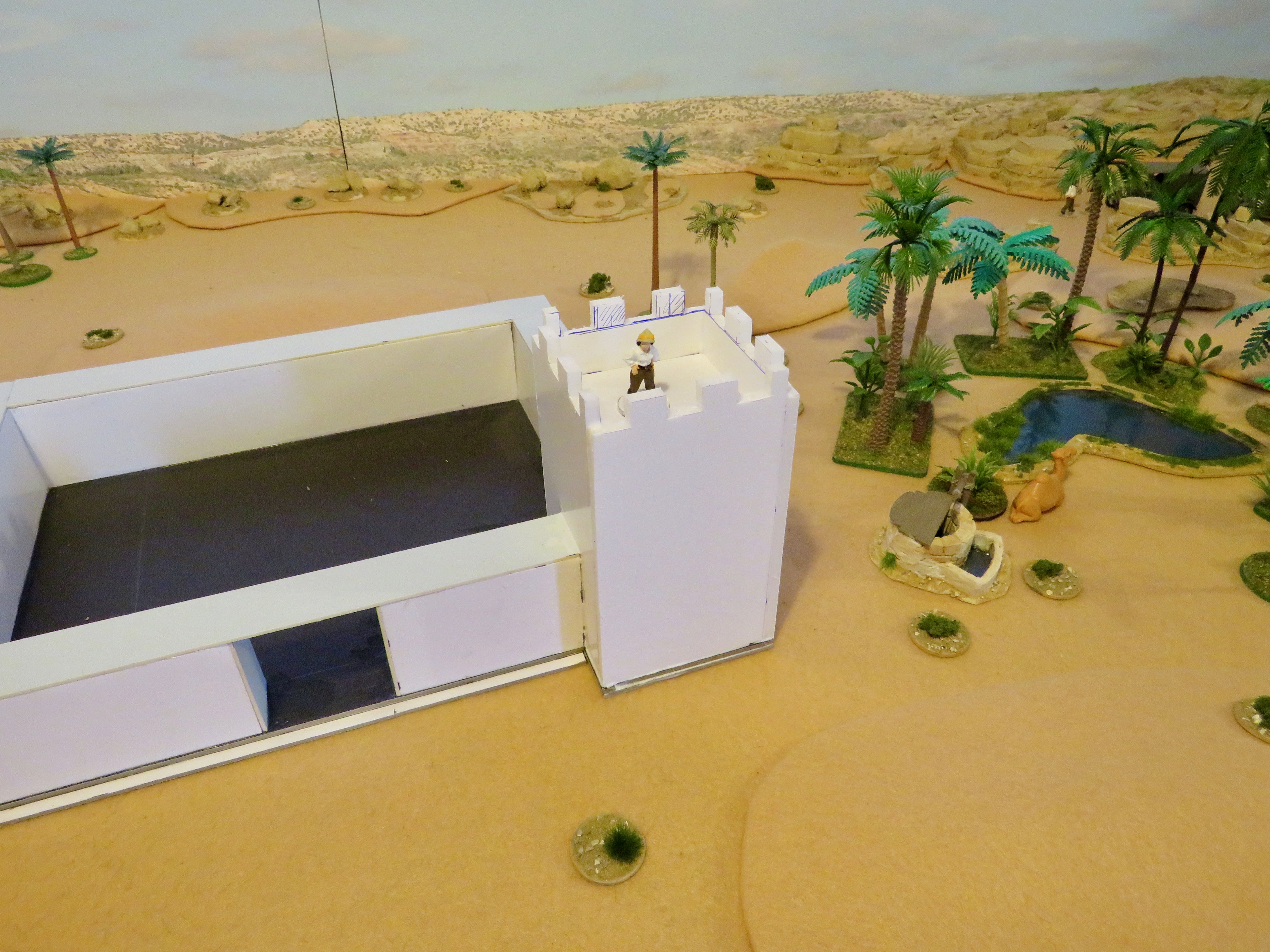 Carry On Chaps: Desert Fort .... The Build....