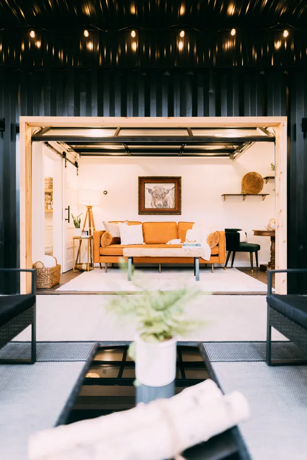 Shipping Container Homes & Buildings: Lily Pad Airbnb - Small Shipping ...