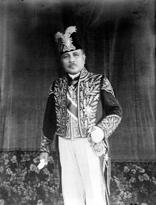 Keluarga Tuanku Munawir: Sultan Abdul Aziz Abdul Jalil Rahmat Shah ...