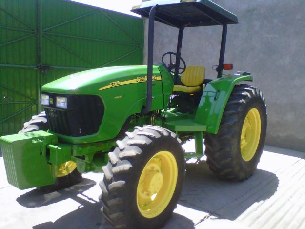 JOHN DEERE
