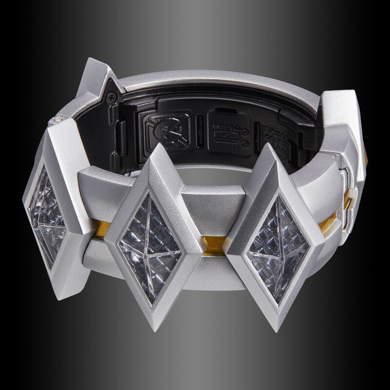 Premium Bandai Announces The Ultra Prop Replica Ultra Zero Eye & Ultra ...
