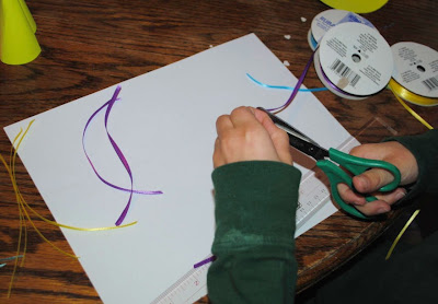 Mommy Maestra: Las Posadas Craft: Piñata Ornaments