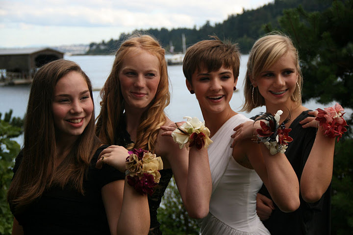 Diamond Custom Floral: BHS Homecoming Dance