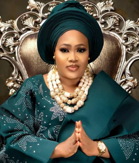 Fashion and Beauty October 28, 2020