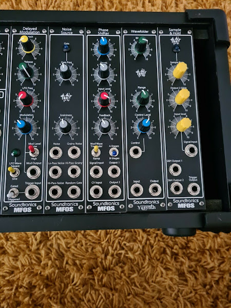 MATRIXSYNTH: Soundtronics MFOS Modular Synth