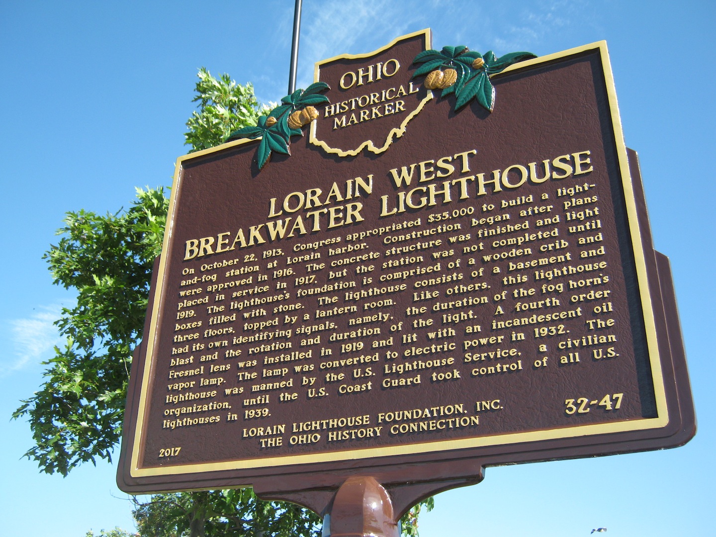 Brady's Bunch of Lorain County Nostalgia: Lorain Lighthouse Historical ...