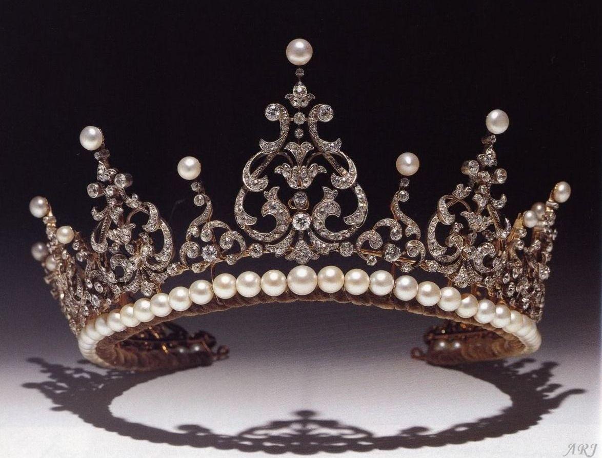 Artemisia's Royal Jewels: Focus on... Kent Jewels: Diamond and Pearl ...