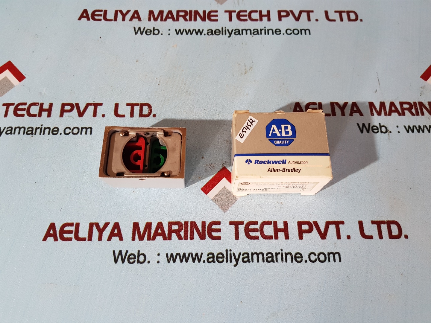 ALLEN-BRADLEY 800H-NP39 DUAL PUSH BUTTON - Aeliya Marine