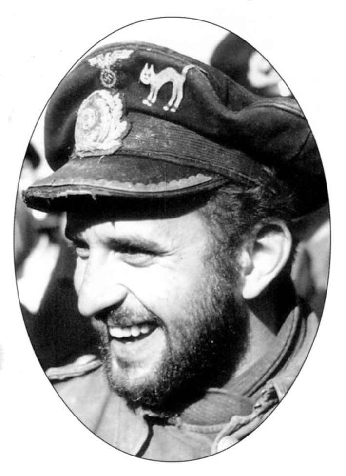 NAZI JERMAN: Foto Reinhard "Teddy" Suhren, Jagoan U-Boat