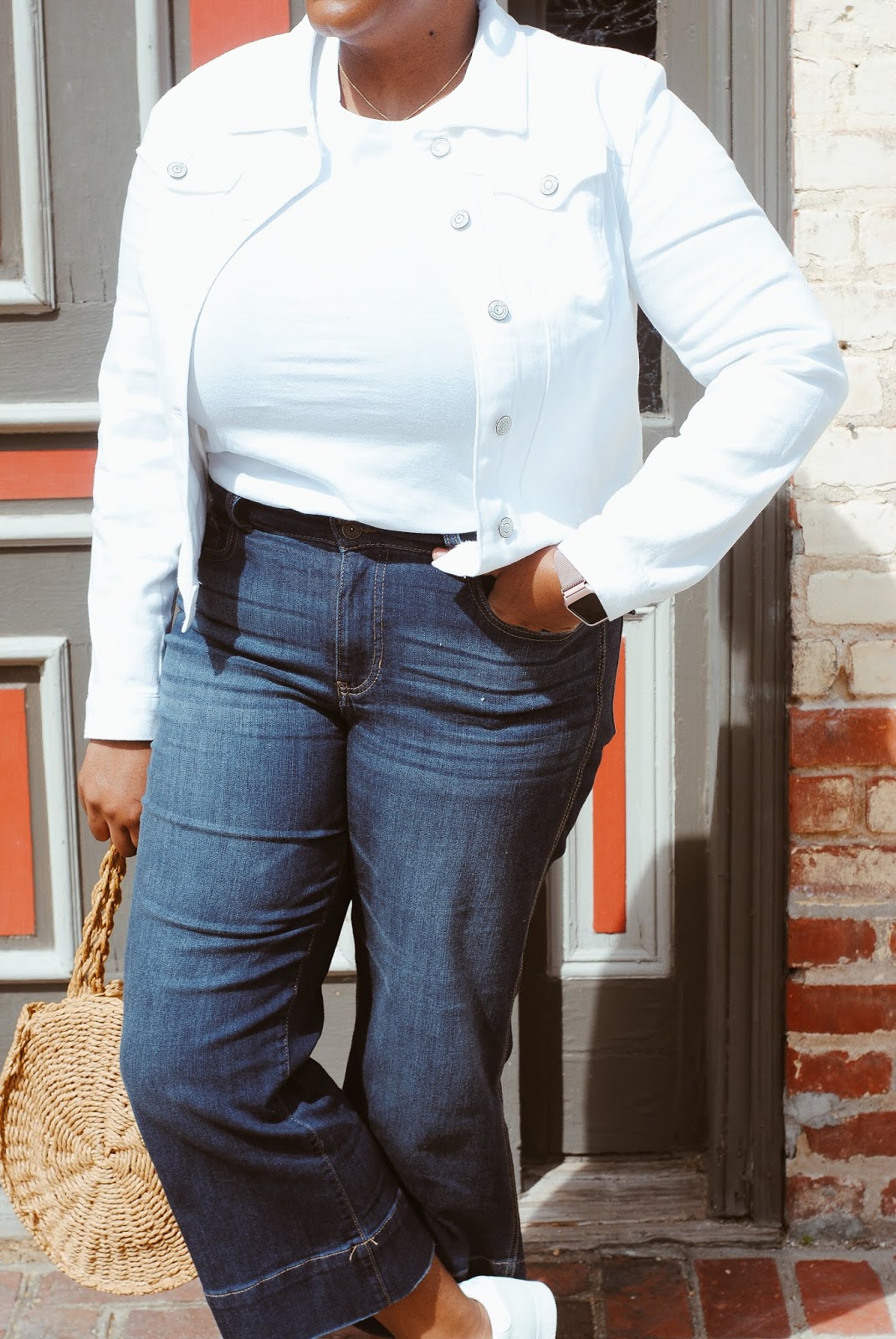 TRULY YOURS, A.: How I Style Jeans & A Tee for Spring
