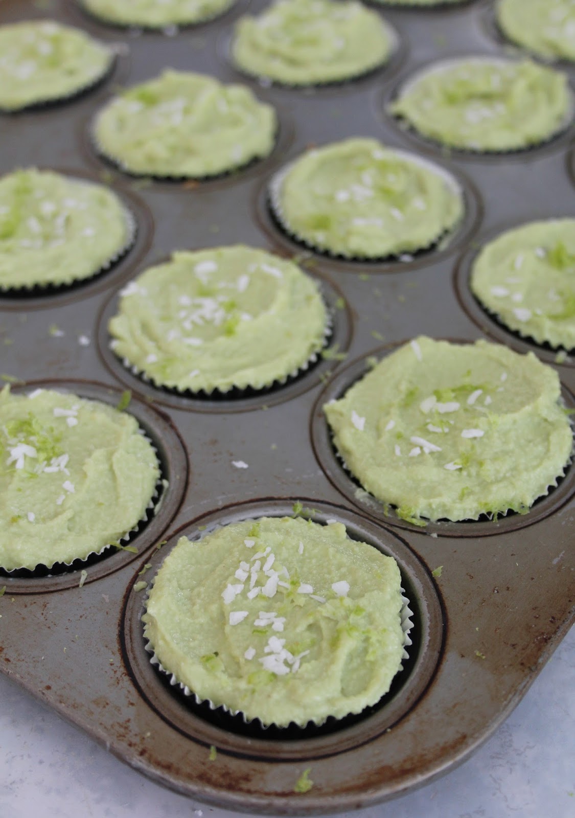 Jo and Sue: Raw Coconut Avocado Lime Tarts