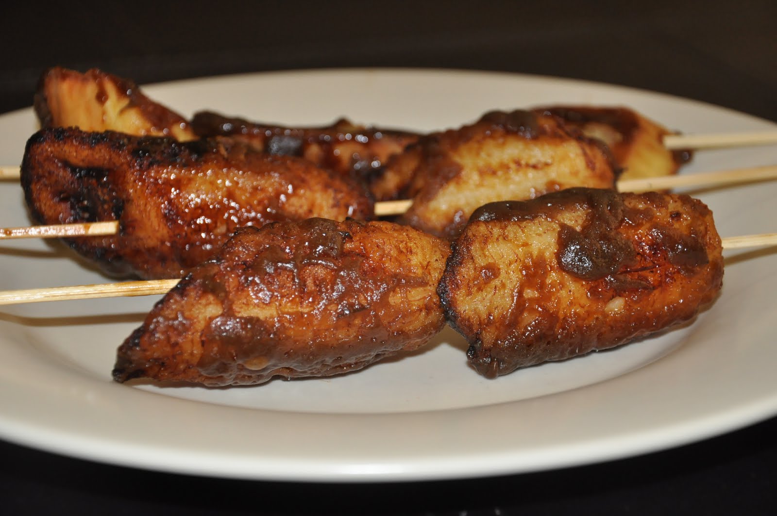 Welcome to Jinkzz's Kitchen: Banana-que and Kamote-que