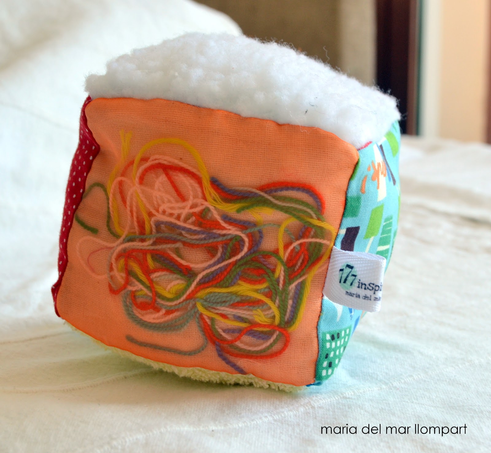 777 Inspiracions: CUB DE TEXTURES- cubo de texturas