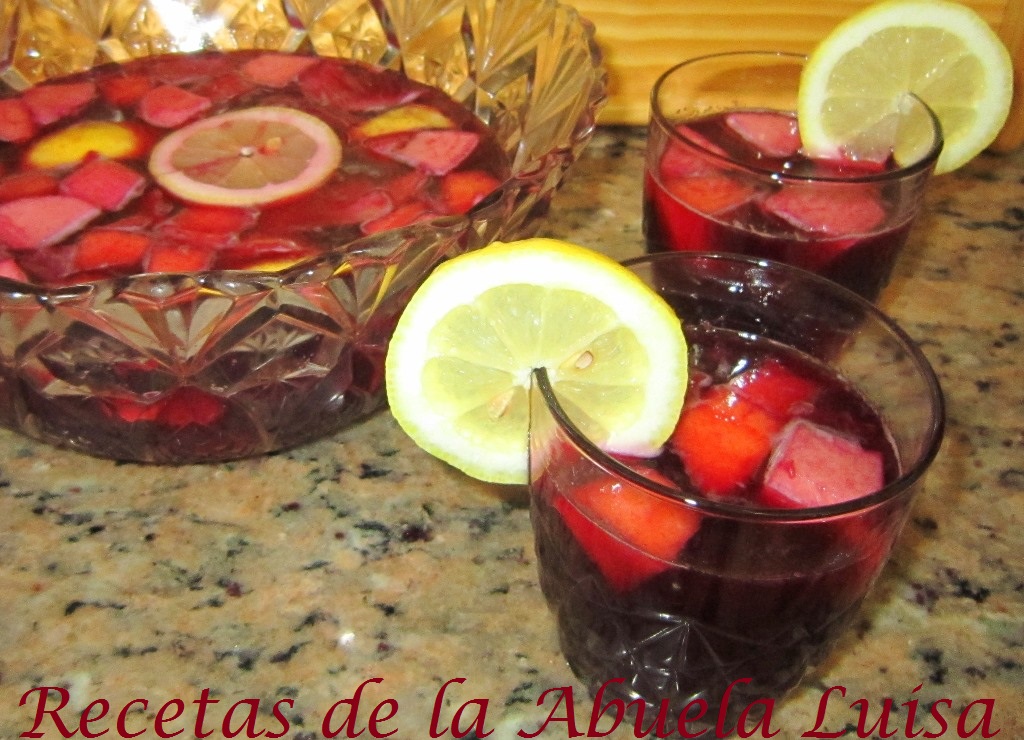 SANGRIA DE VINO TINTO Y FRUTA : Recetas de la Abuela Luisa