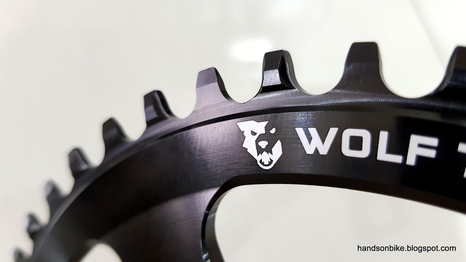 Hands On Bike: Dahon MuEX: 1x11 Drivetrain - Wolf Tooth 48T Chainring ...