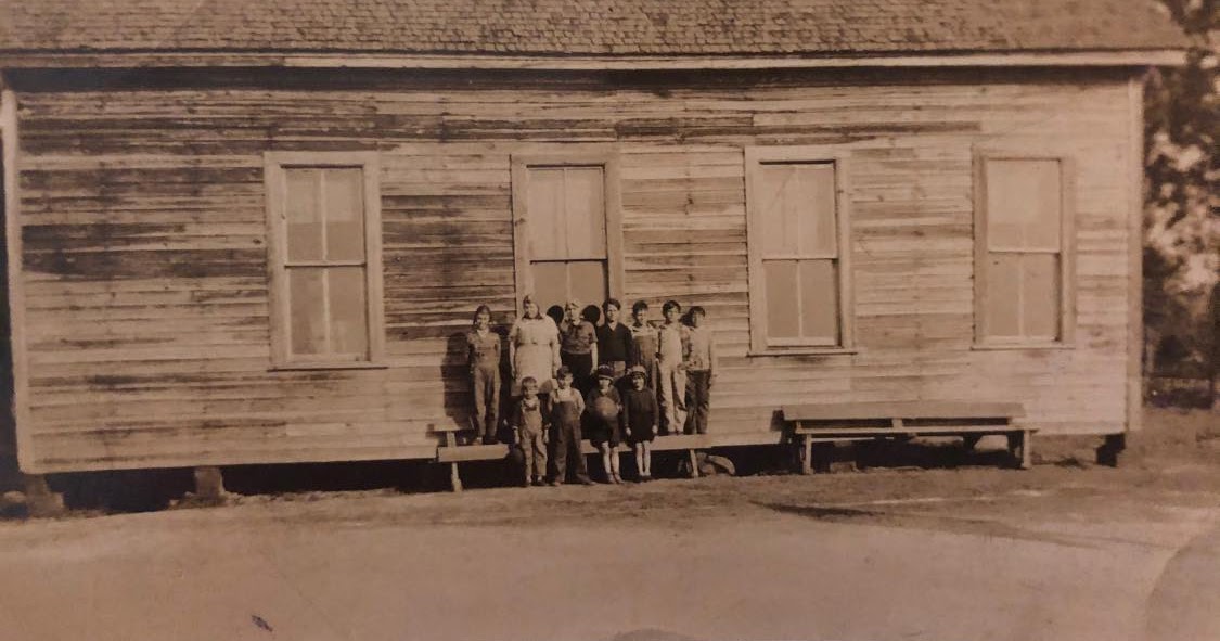 Forgotten Georgia: Old school in Haylow