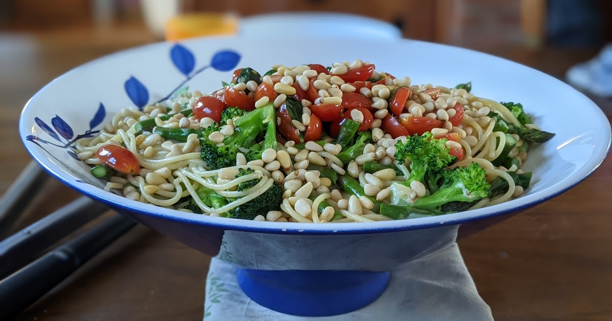 milk and blackberries: Spaghetti Alla Primavera